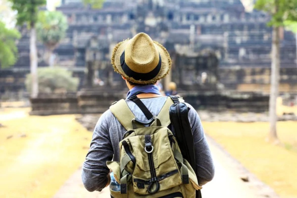 18 Travel Gear Picks for Your Upcoming Safari Trip
