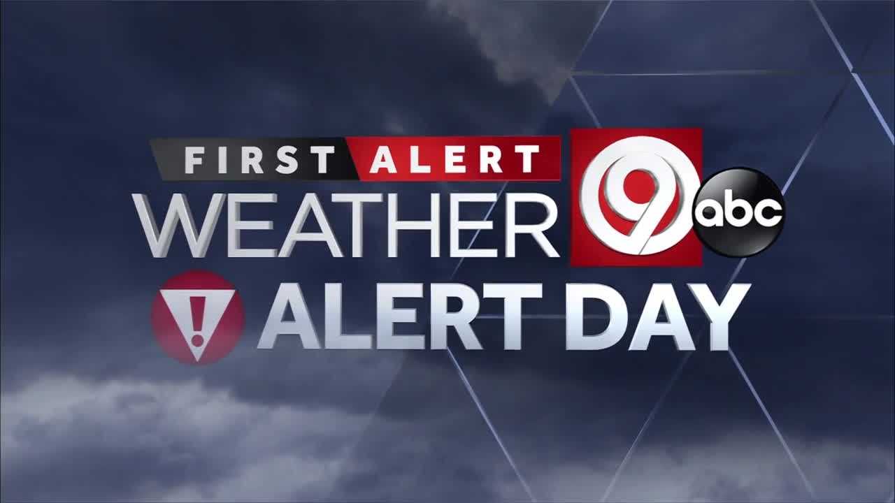 Scattered power outages around the Kansas City metro
