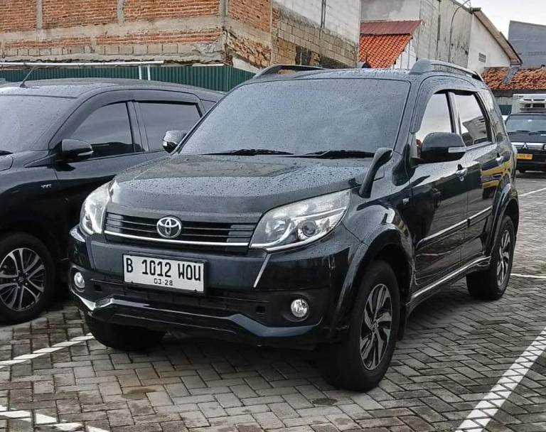 Mobil Bekas Toyota Rush Harga Mulai Rp 100 Jutaan, Dapat Garansi Mesin