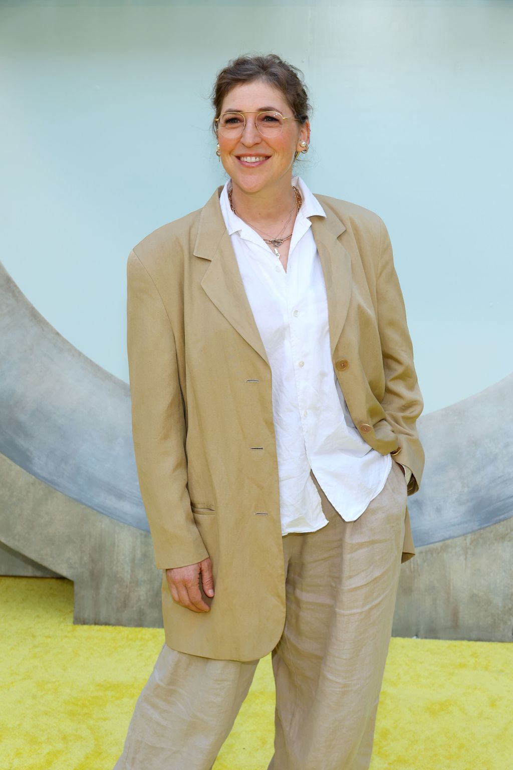 Mayim Bialik's Webby Award-Winning Podcast ‘Breakdown' Partners With Impact Theory