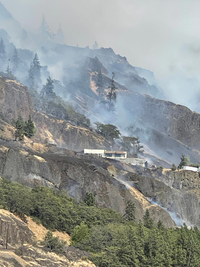 Burdoin Fire in Klickitat Co. grows to 10,993 acres; now 5% contained