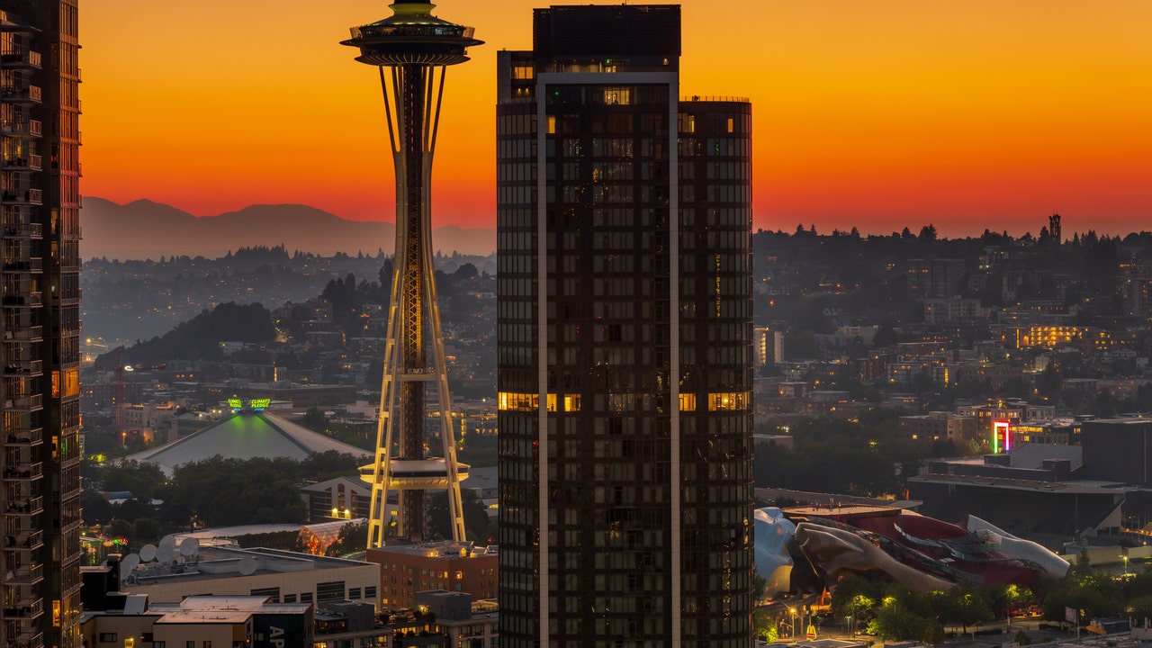 Seattle sees last 9 pm sunset of 2025