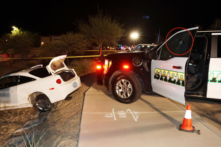 Woman dies in chase, shootout with deputies, Pinal County Sheriff's ...