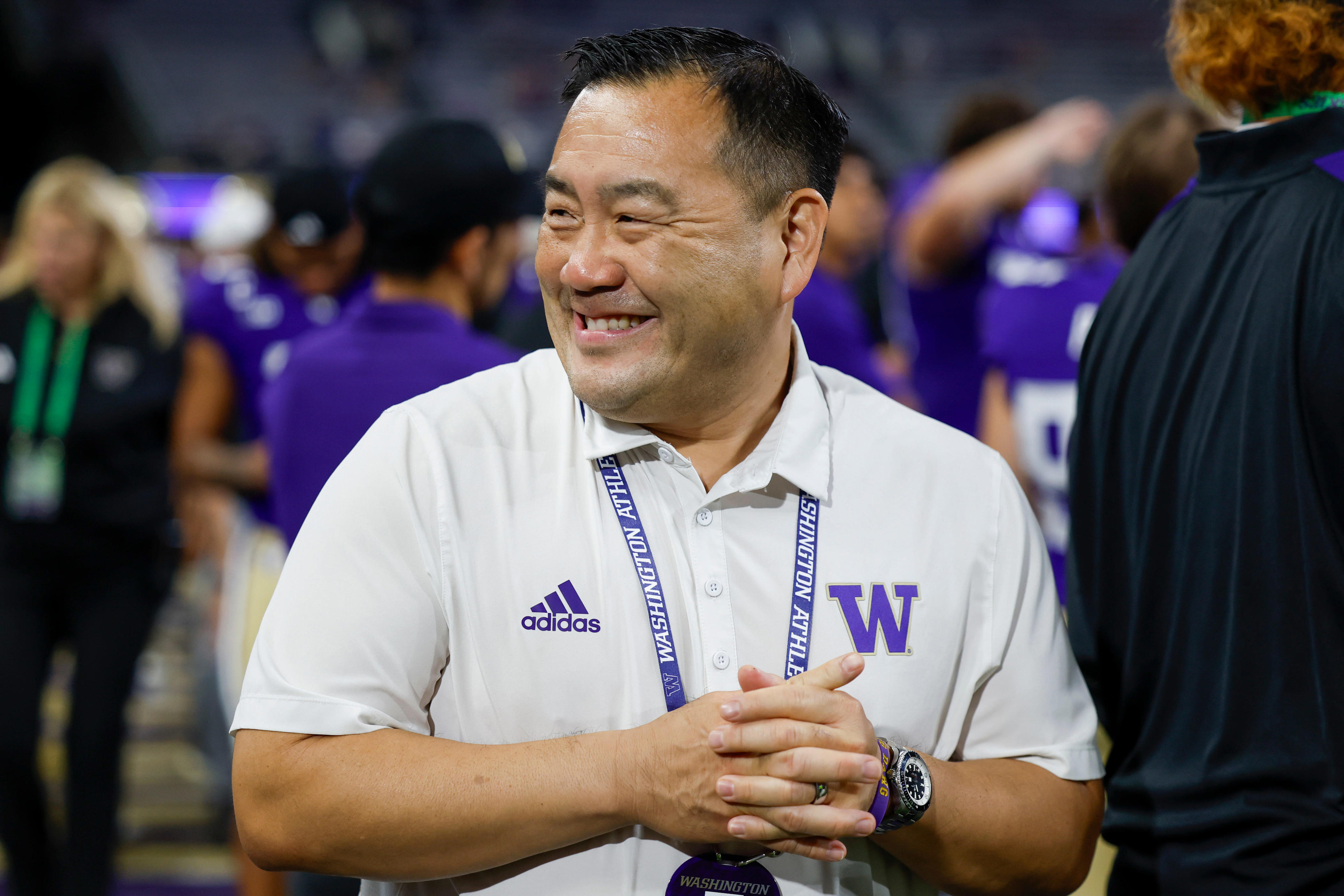 Washington Huskies AD Pat Chun Examines State of College Football ...