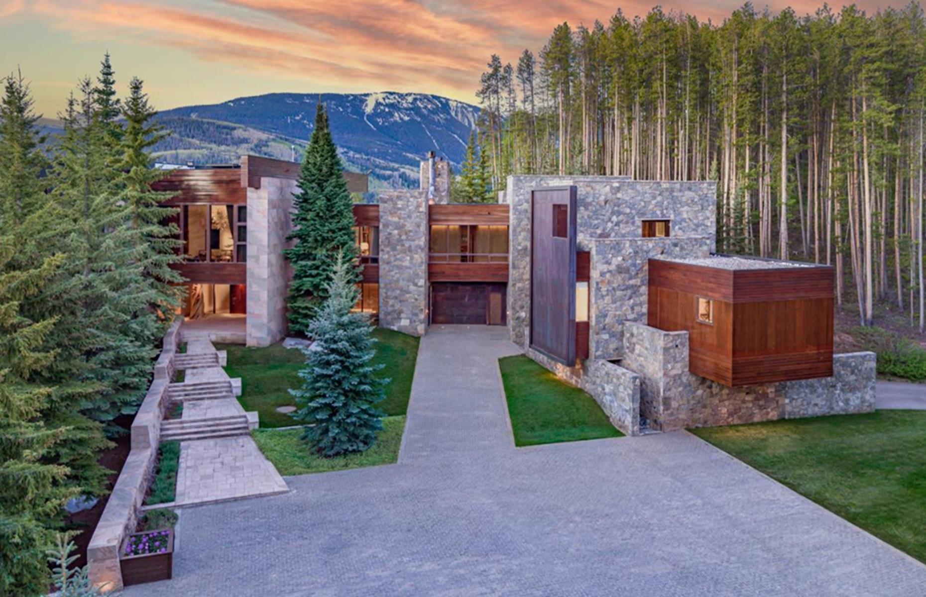 8 stunningly beautiful homes hidden in the woods