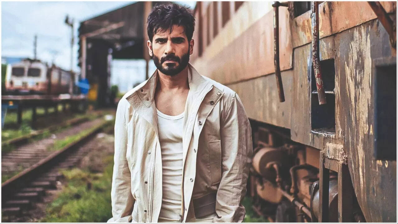 Tanvi The Great actor Karan Tacker on playing a father twice! Says I ...