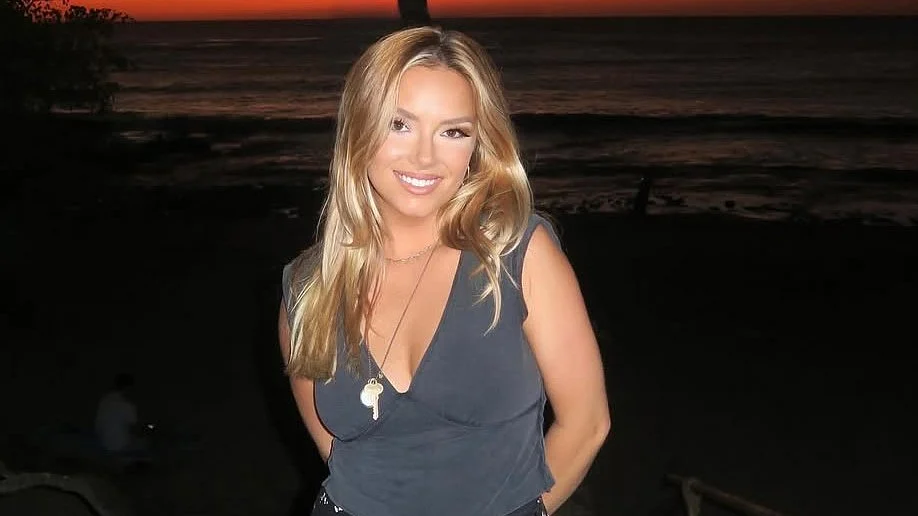 This Woman Made Andy Byron-Kristin Cabot’s 'Kiss-Cam' Video At Coldplay ...