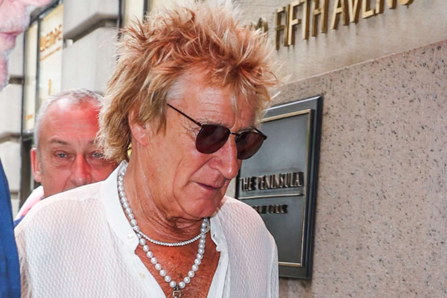 Rod Stewart, 80, Sports a Care-Free Summer Ensemble with Pearl Necklace ...