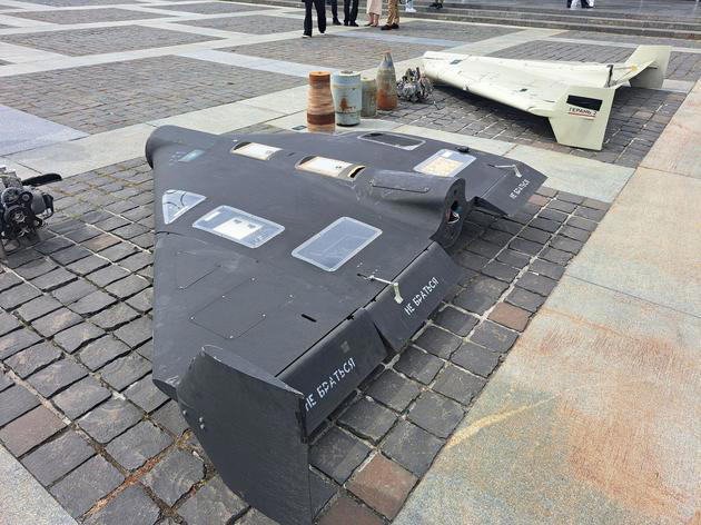 Ukraine aktuell: Tödlicher Luftangriff auf Odessa – Drohnen über Moskau ... Ukraine aktuell: Tödlicher Luftangriff auf Odessa – Drohnen über Moskau ...