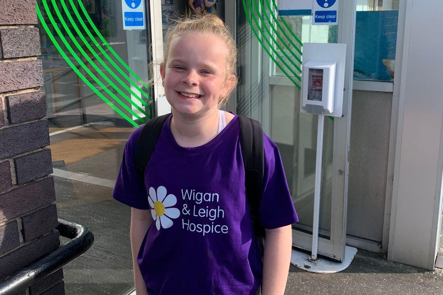 Wigan schoolgirl, 11, takes on 10k swimming challenge for hospice