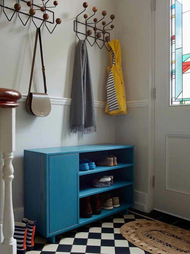 8 Ideas I Stole From British Designers to Help Me Map Out My Narrow ...