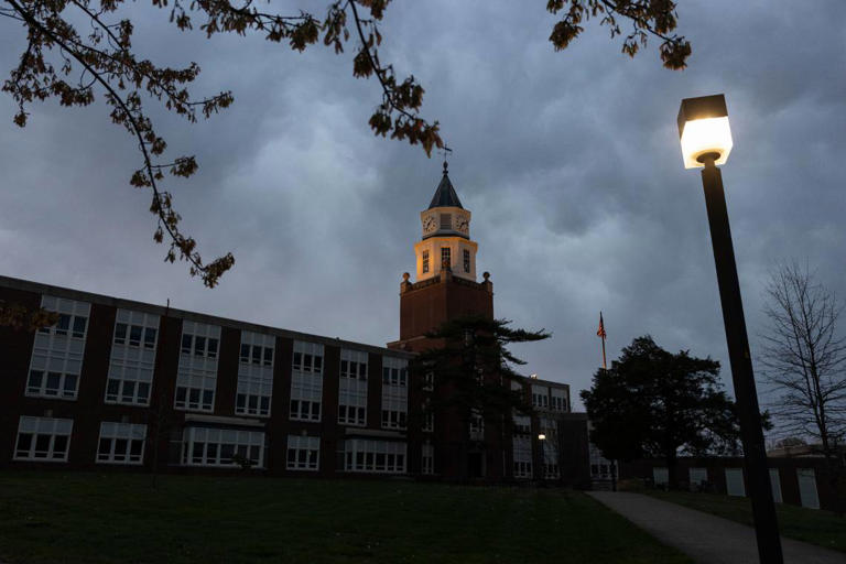 Study: Education still pays, but barriers to upward mobility persist in ...