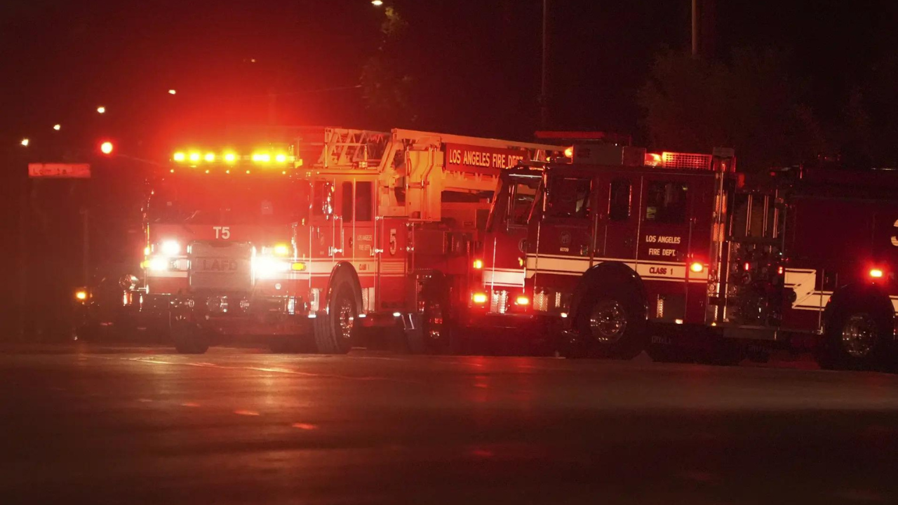 Vehicle rams into crowd in Los Angeles: 30 injured in incident at East ...