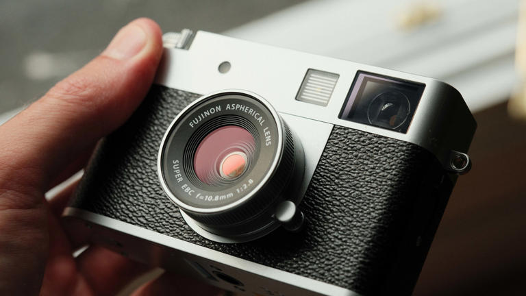 This film-inspired compact camera is winning awards – but not everyone ...