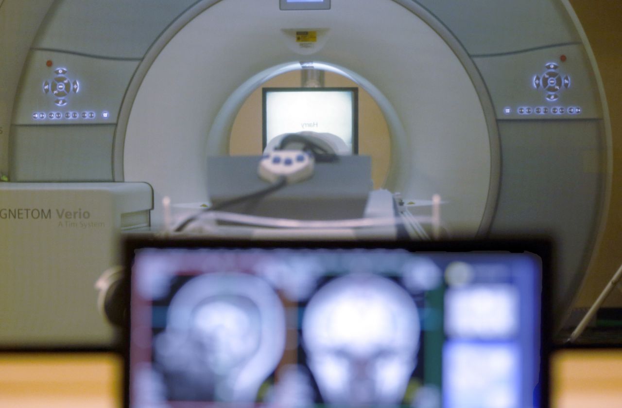 MRI 설치 병원, 영상의학과 전문의 '주 1일 근무'도 가능