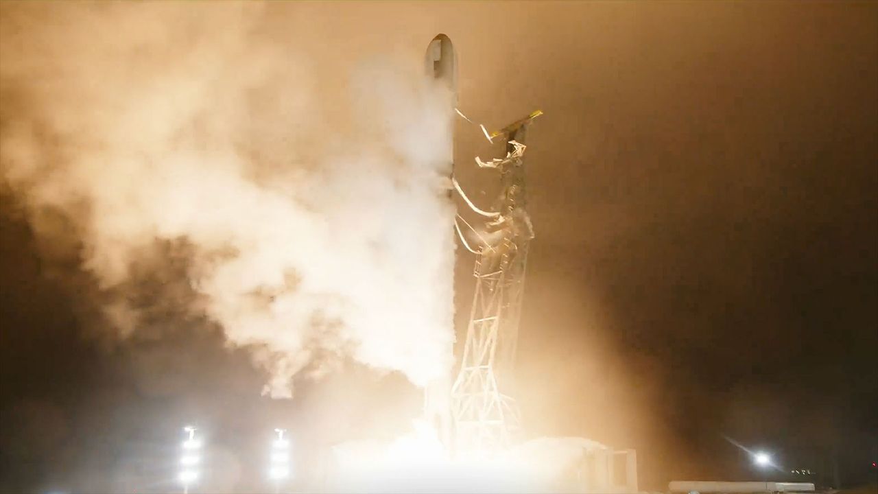 Friday night light: SpaceX launch from California sends two dozen new ...
