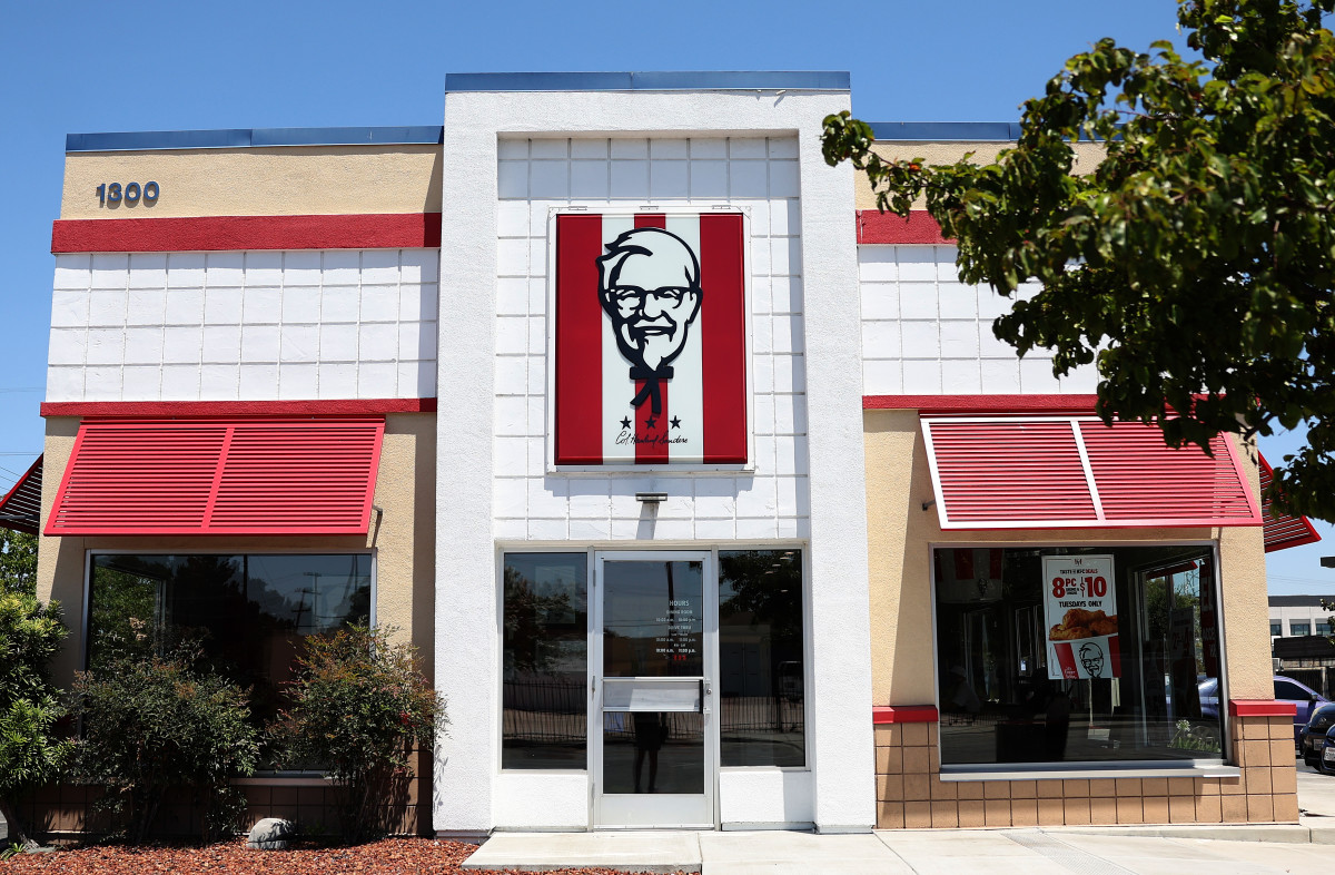 KFC's Viral Response to Astronomer CEO Andy Byron's Coldplay Video