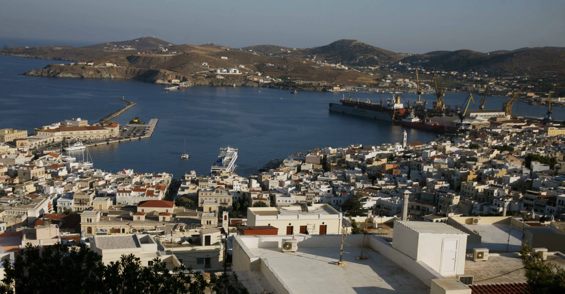 Απαγόρευση κυκλοφορίας για την άφιξη Ισραηλινών τουριστών καταγγέλλουν ...