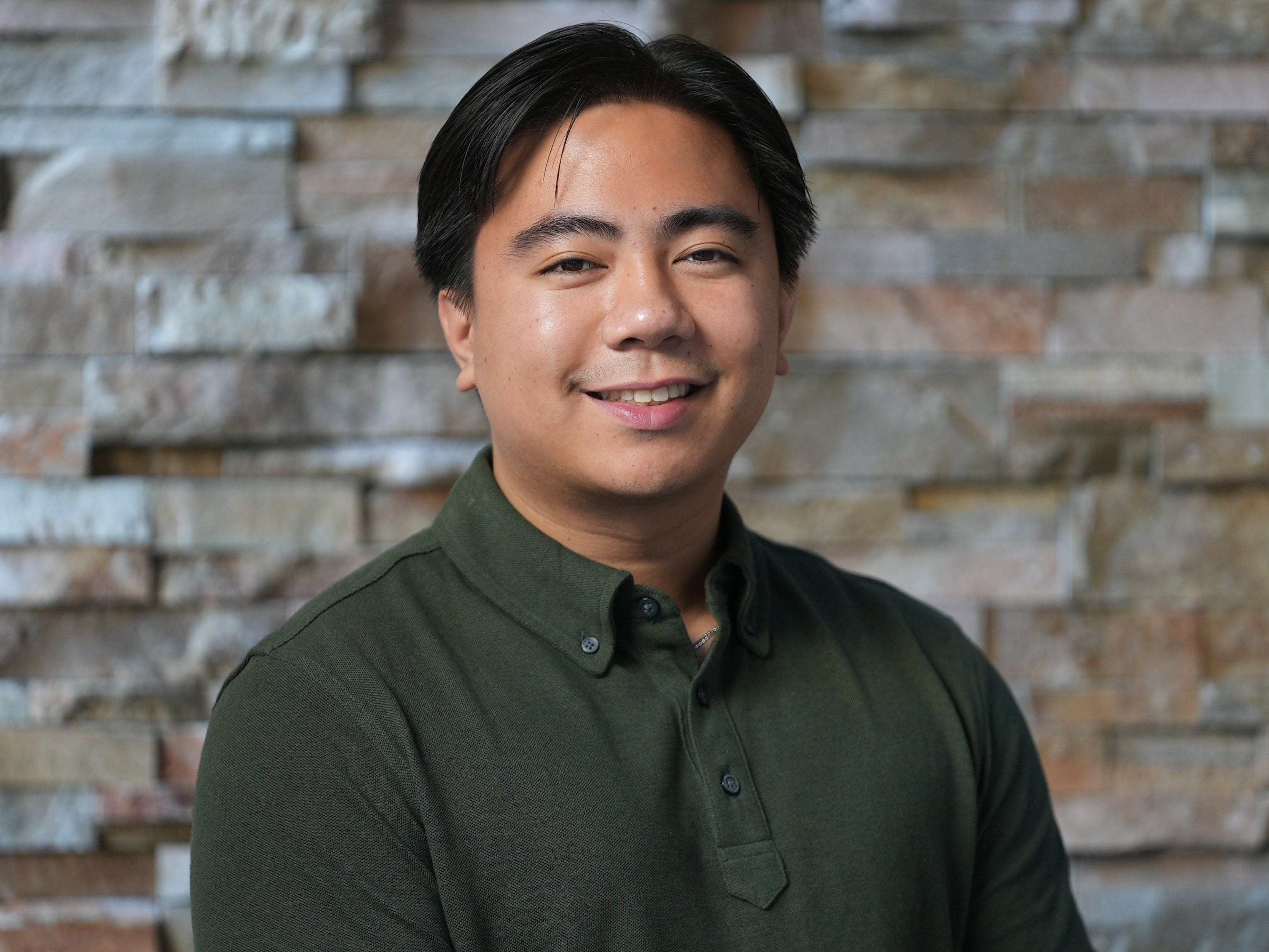 I'm a 24-year-old in tech. The 'Gen Z stare' is real, but I don't do it ...