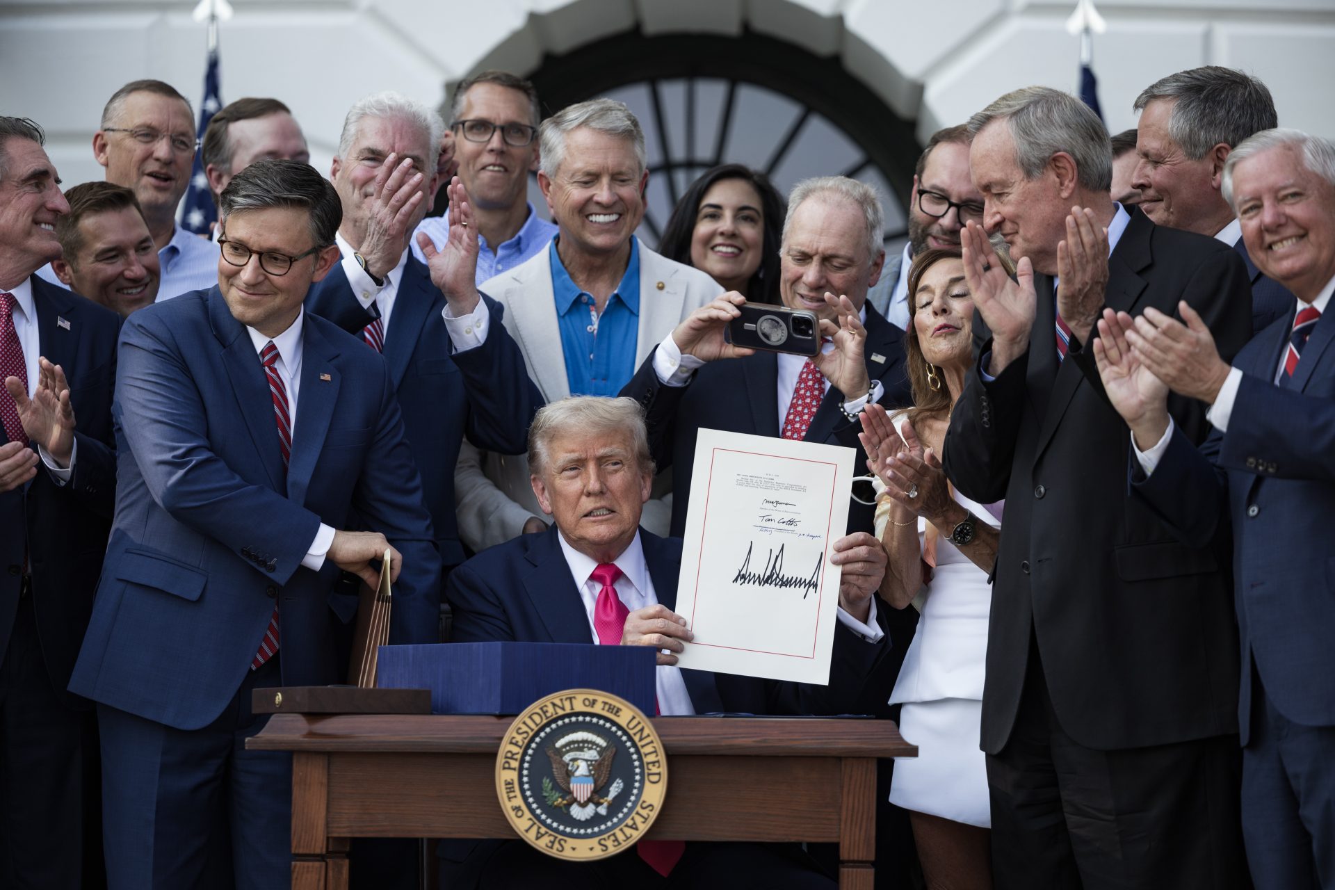 Adiós, Trump, ¿adiós? La ley que podría acabar con el republicano