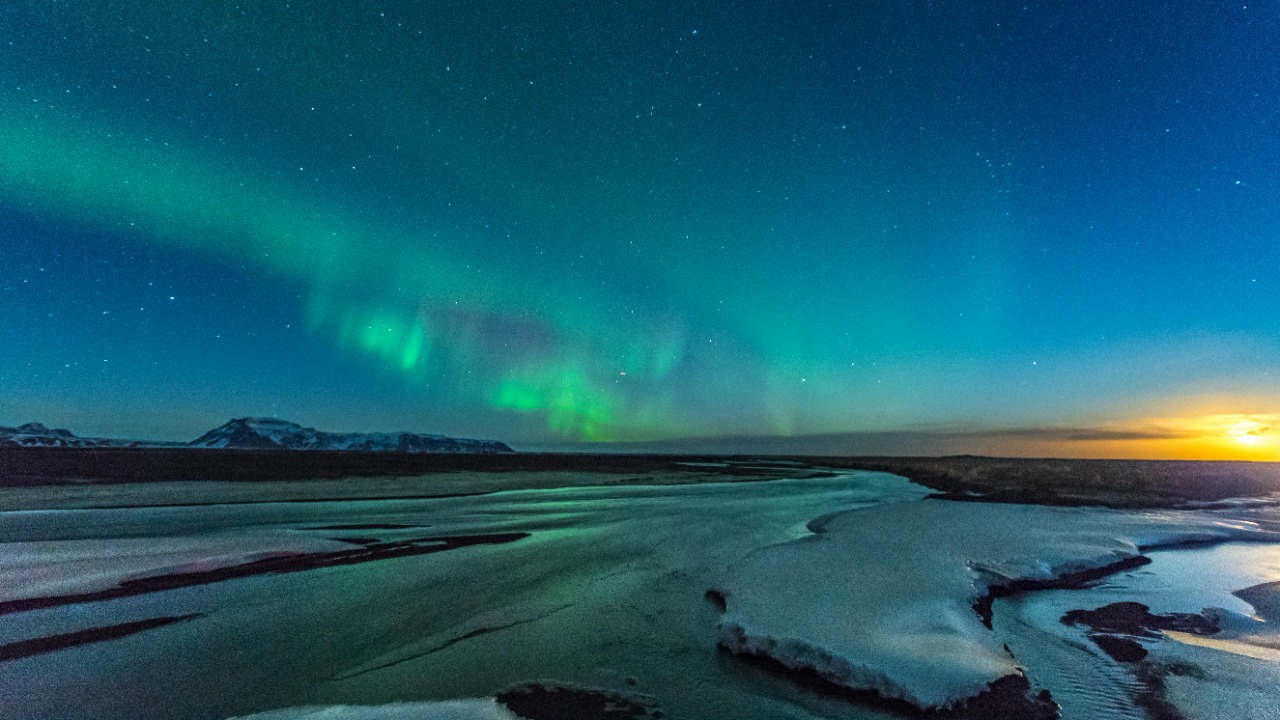 6 places with permanent light phenomena