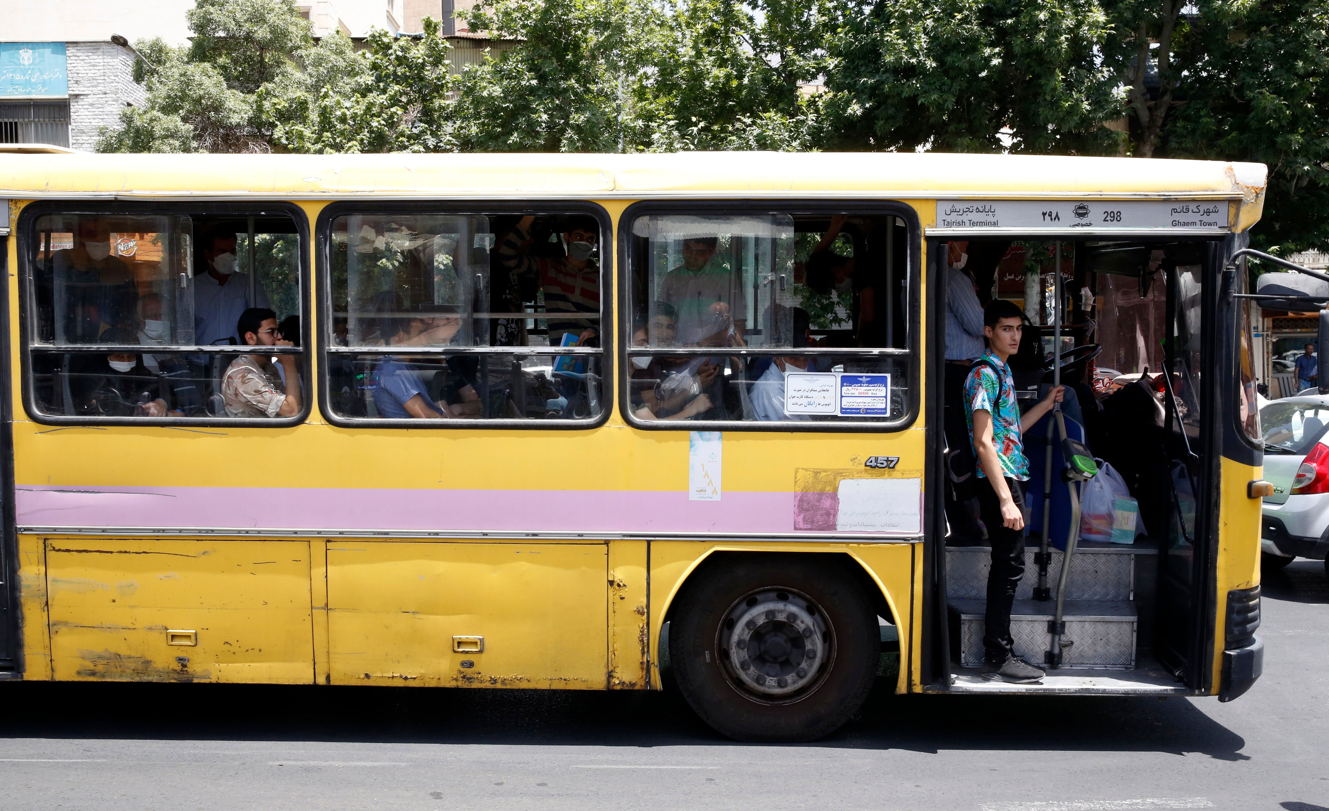 Bus crash kills at least 21 in southern Iran
