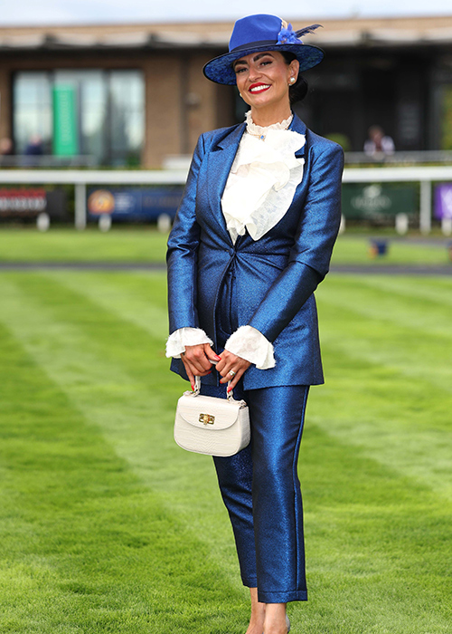 50-year-old blouse helps Offaly woman secure Sapphire Style Awards win ...