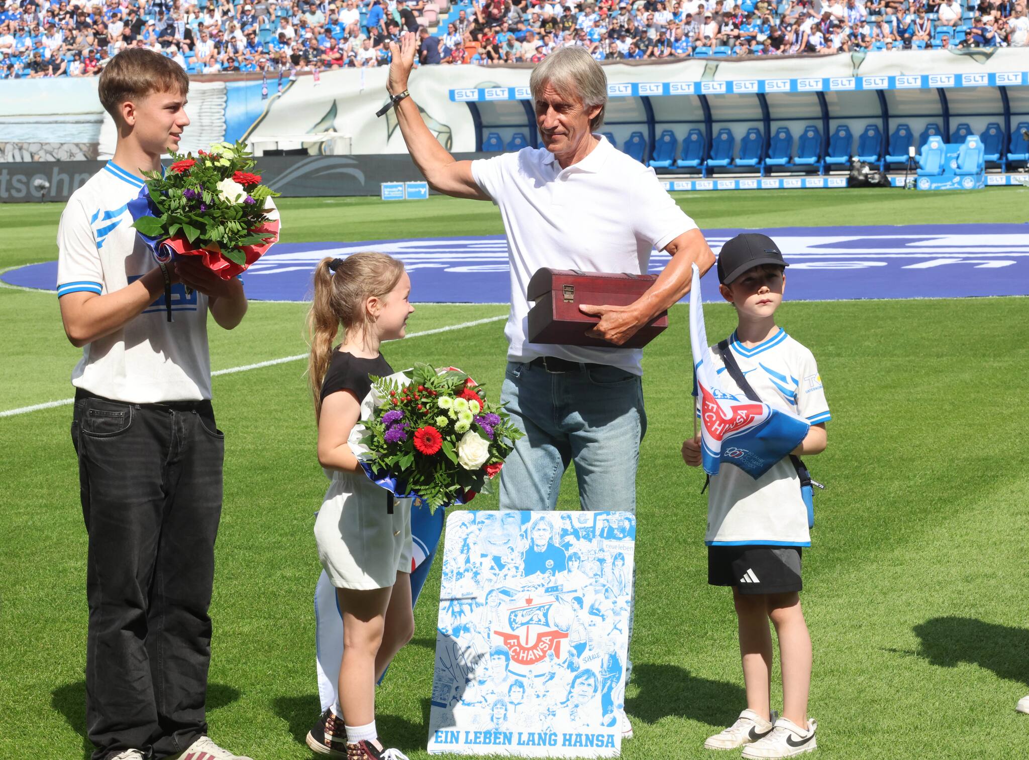 Hansa Rostock verabschiedet Axel Schulz in Ruhestand: "Meine Enkel ...