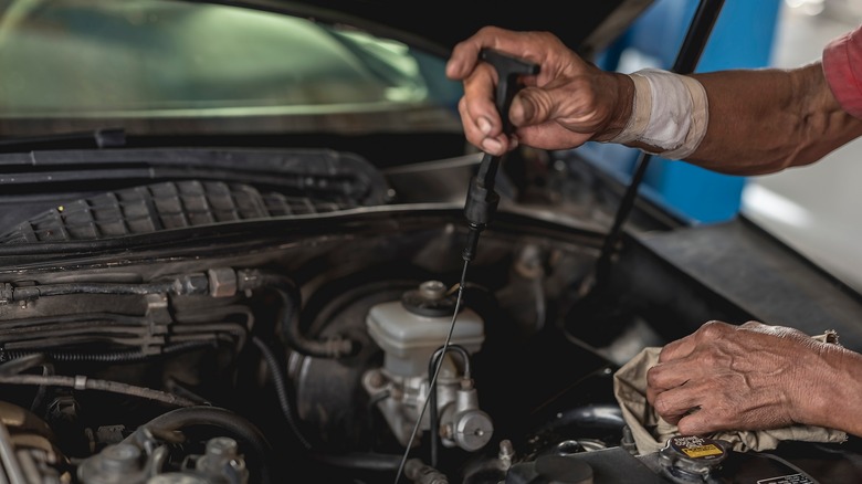 Common Automatic Transmission Problems (And How To Diagnose Them)
