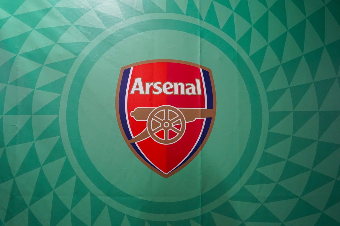 Zoon Kemy Agustien maakt toptransfer in Engeland