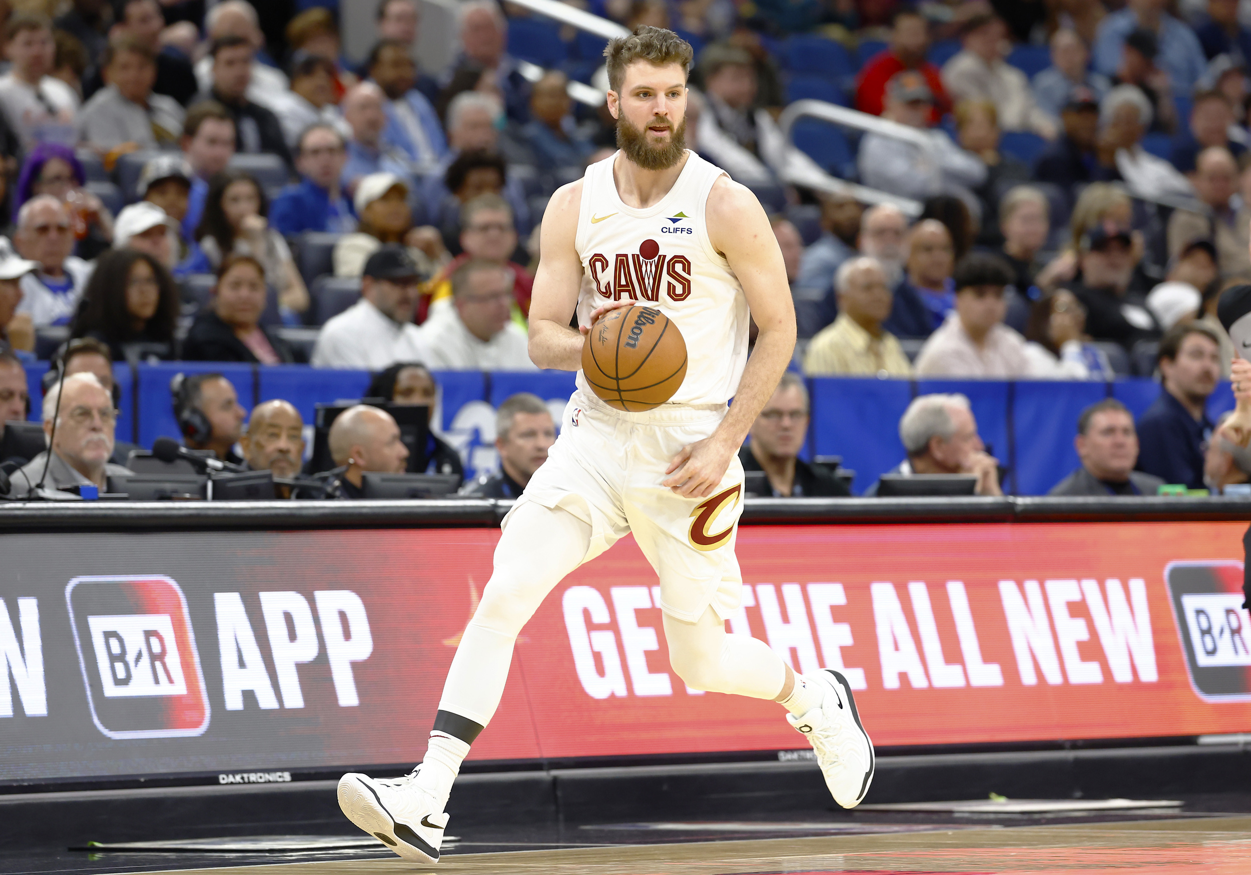 Cavs’ Dean Wade Still Mentioned In Trade Chatter; Mavericks Interested?