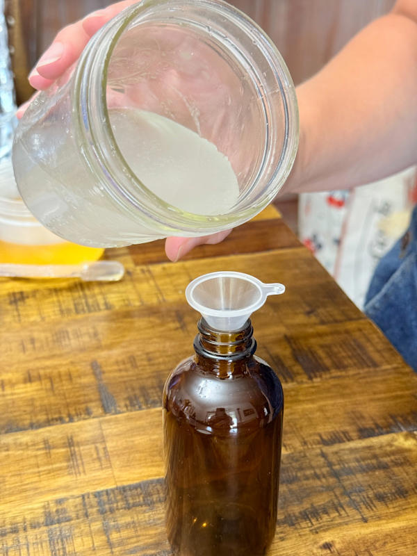 Homemade Deodorant Spray with Magnesium Flakes