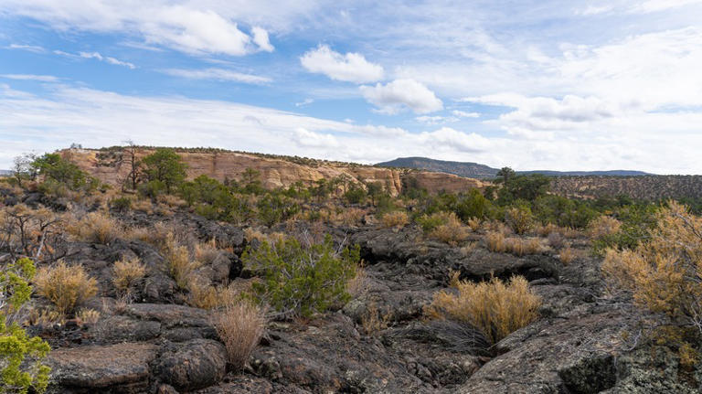 This Ancient New Mexico Hiking Trail Is An Exhilarating Route Across ...