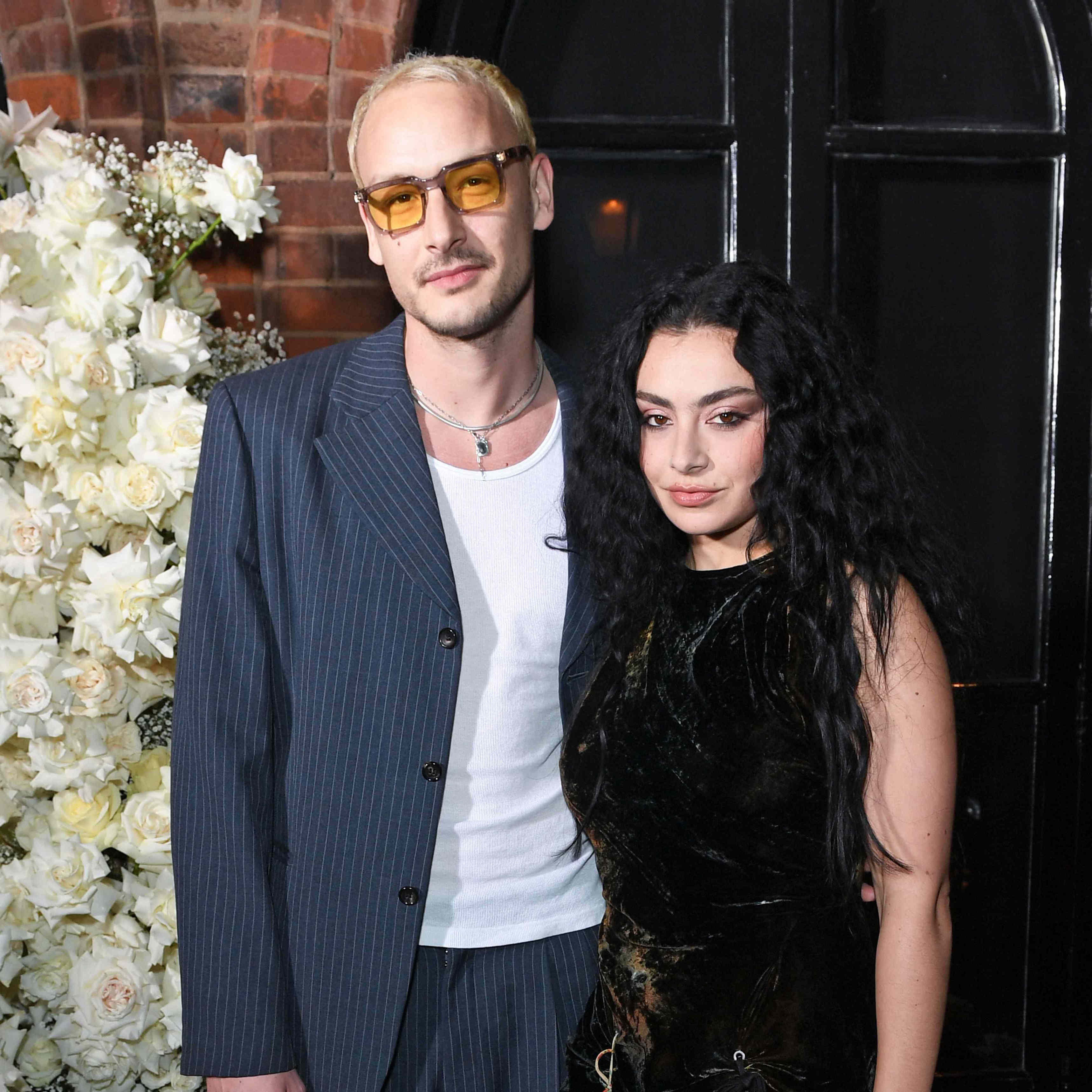Charli XCX and George Daniel are married! All of the details on her ...