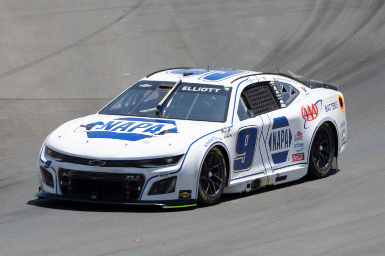 NASCAR Cup Series at Dover: Starting lineup, TV schedule for today's race