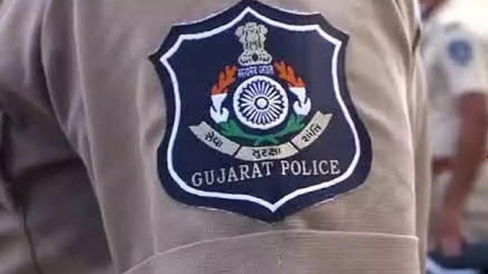CRPF jawan kills live-in partner