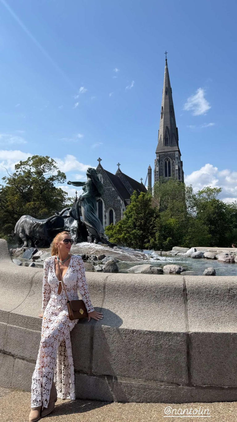 La China Suárez y Nicole Neumann comparten un twinning look con el ...
