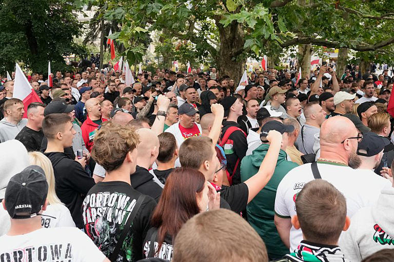 Anti-immigration demonstrations take place in more than 80 cities ...