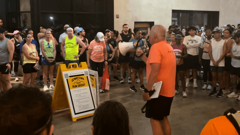 Downtown Run Group kicks off training season ahead of San Antonio Marathon