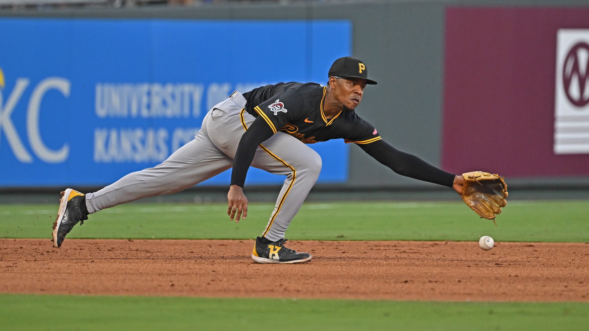Yankees potential trade target: Ke’Bryan Hayes