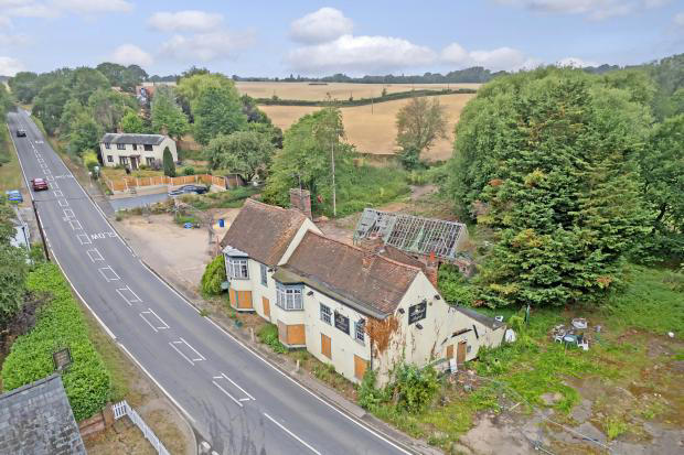 Derelict grade II listed pub near Colchester Zoo listed for sale online