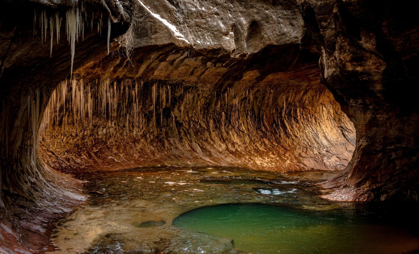 The Oldest Water on Earth Was Found – And a Geologist Took a Sip