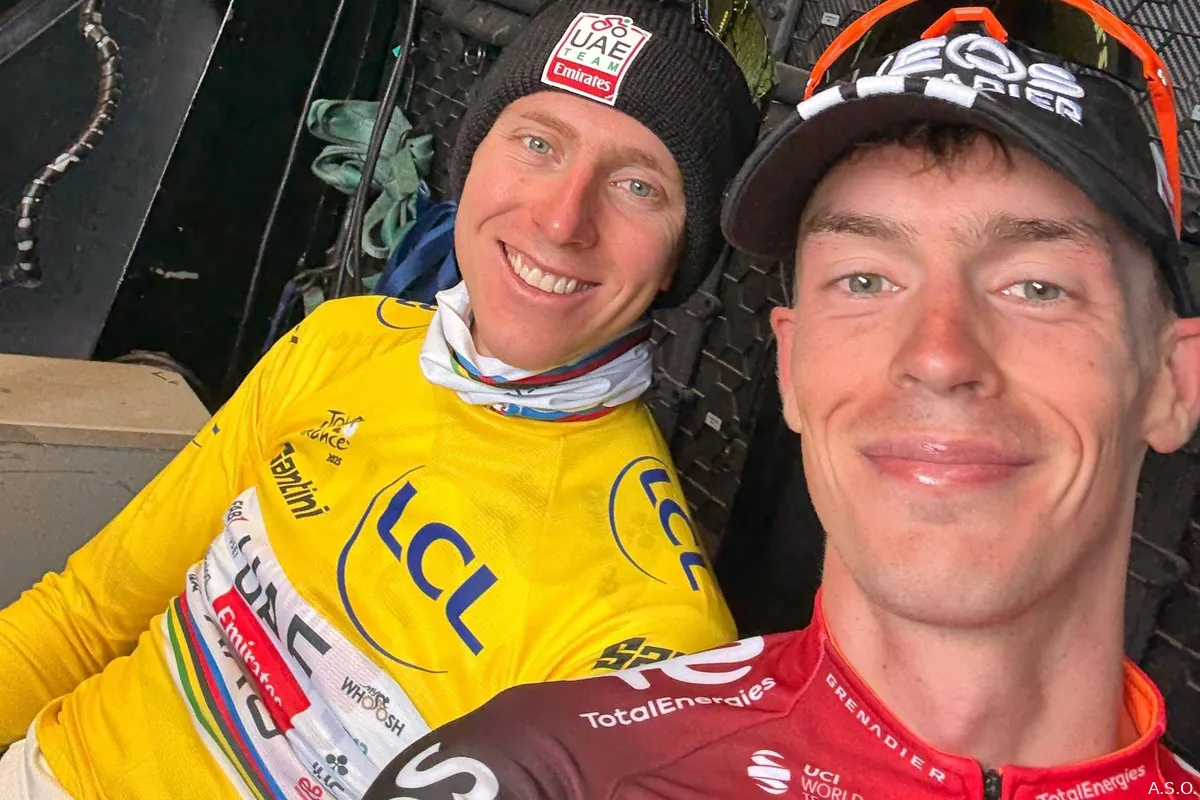 Tadej Pogacar lovend tegen én over Thymen Arensman: leider Tour de ...