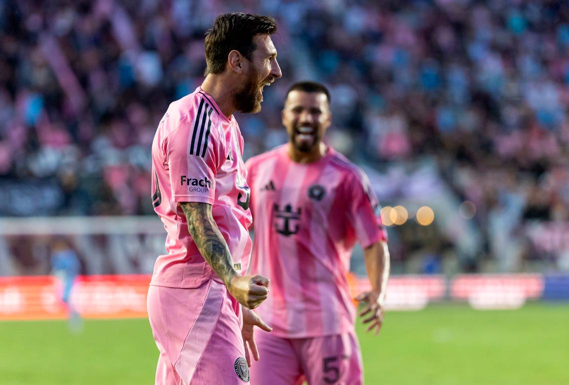 Live updates: Messi, Suarez in starting lineup as Inter Miami faces the ...