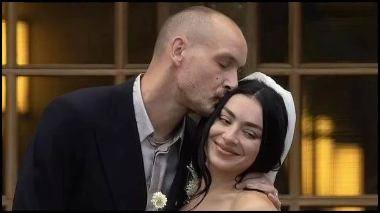 Charli XCX and George Daniel tie the knot in London; the musicians ...