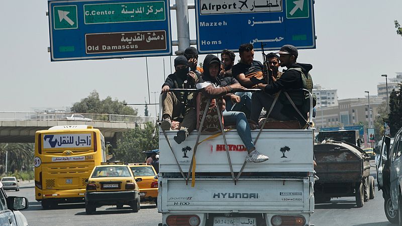 Syrian interim president urges respect of ceasefire in Sweida clashes