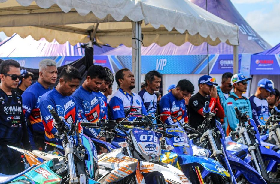 Pacu Adrenalin, Shell BLU CRU Yamaha Enduro Challenge Digelar di Sambas Kalbar