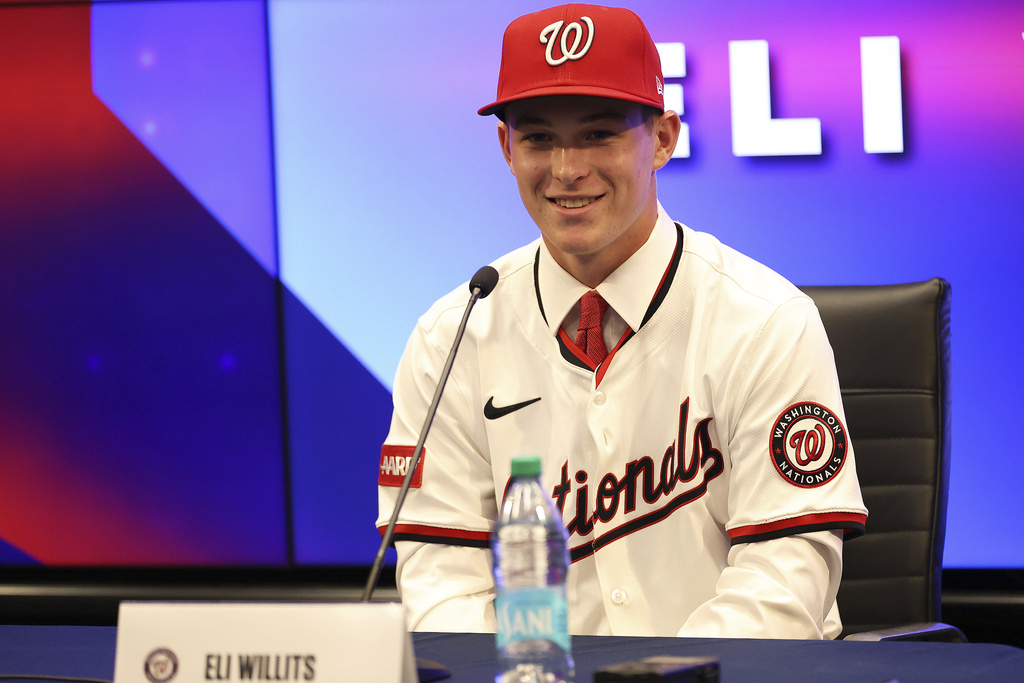 17-year-old Eli Willits, No. 1 pick in MLB draft, signs with Nationals ...