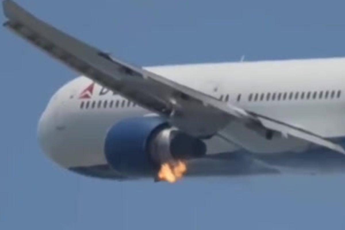Delta Boeing 767 catches fire minutes after take-off