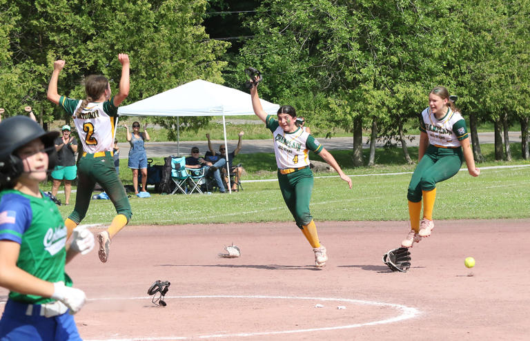 LIVE UPDATES: Champlain VT vs. Bonny Eagle ME New England LL softball